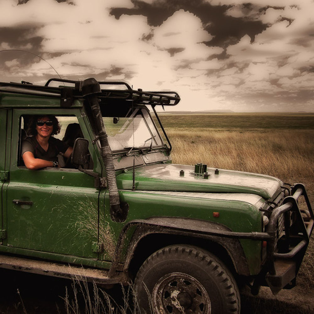 FRAME - Sam on safari – The Departure Lounge